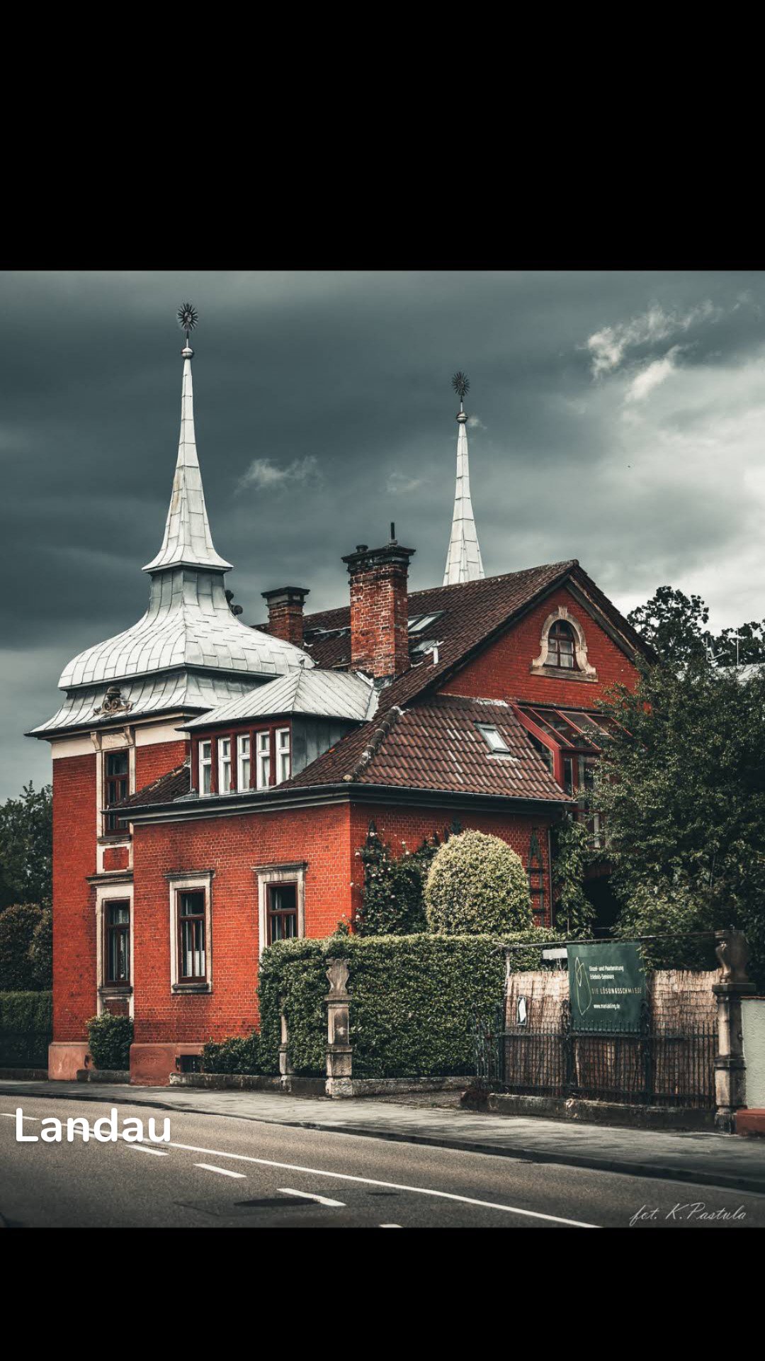 Lev Davidovich Landau was a Russian and Soviet physicist who made ...